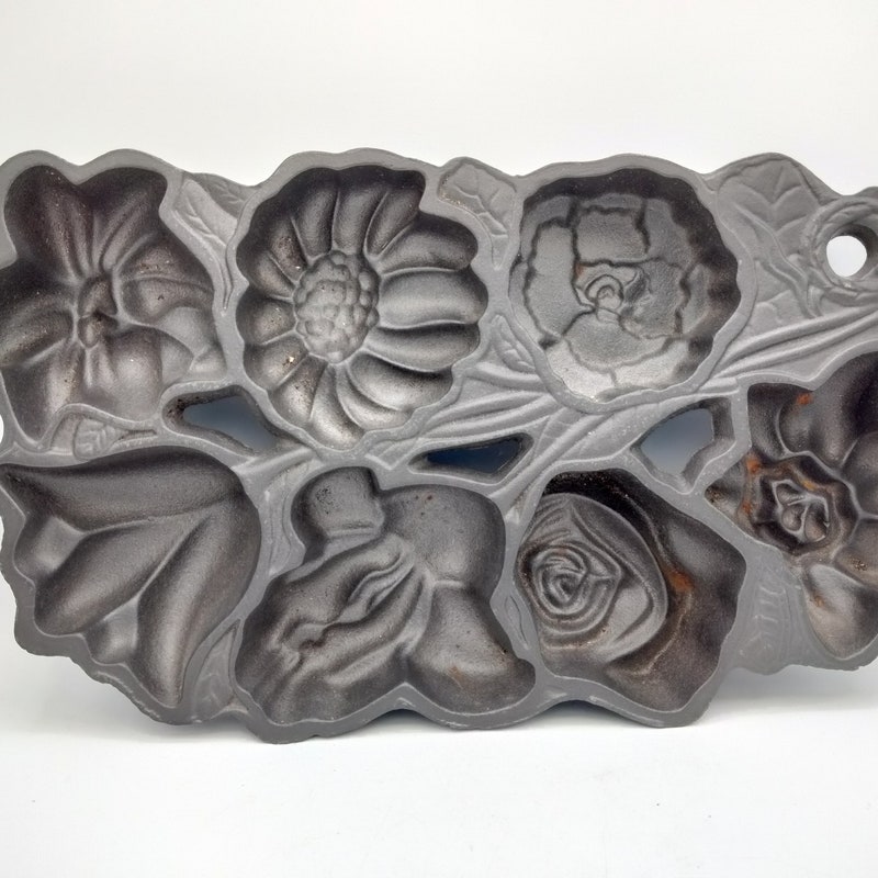 Cast Iron Mold - Etsy