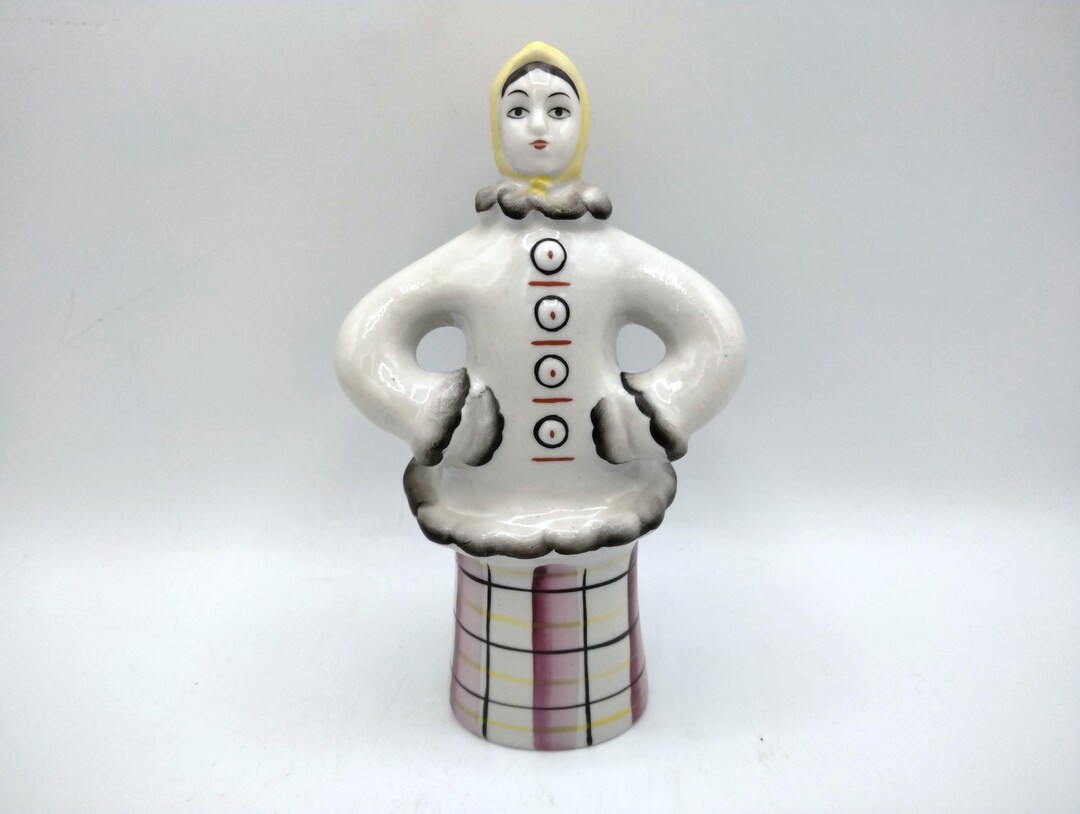 Ghzel Woman Figurine, Vintage Turyginsky Porcelain Factory Statuette, Standing Plaid Dress ...