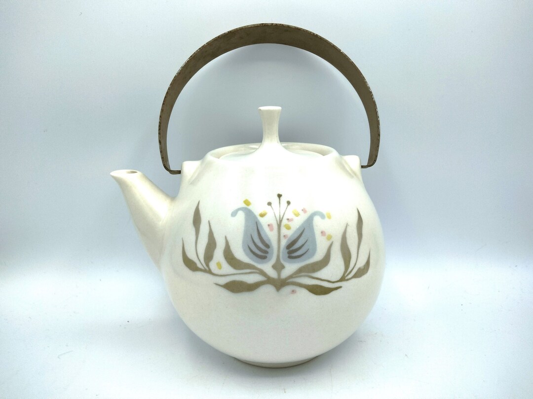 Vernon Kilns Teapot Blueberry Hill, Vintage California Pottery Tea Pot ...