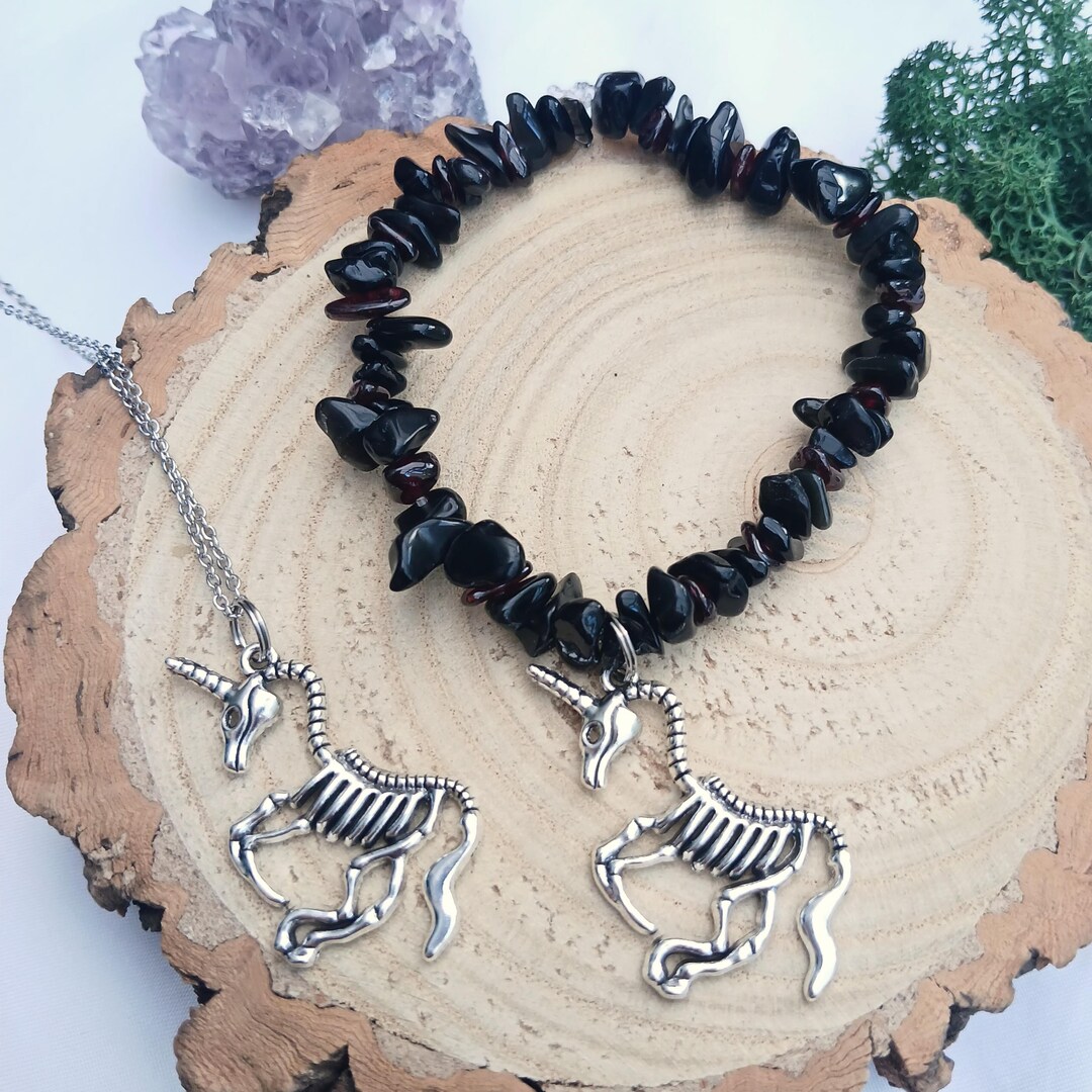 Creepy Cute Unicorn Skeleton Garnet & Obsidian Crystal Chip Bracelet ...