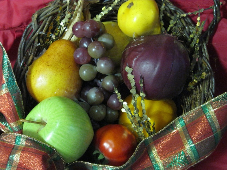 18 " CORNUCOPIA or HORN of PLENTY With Real Looking Fruit and Holiday ...