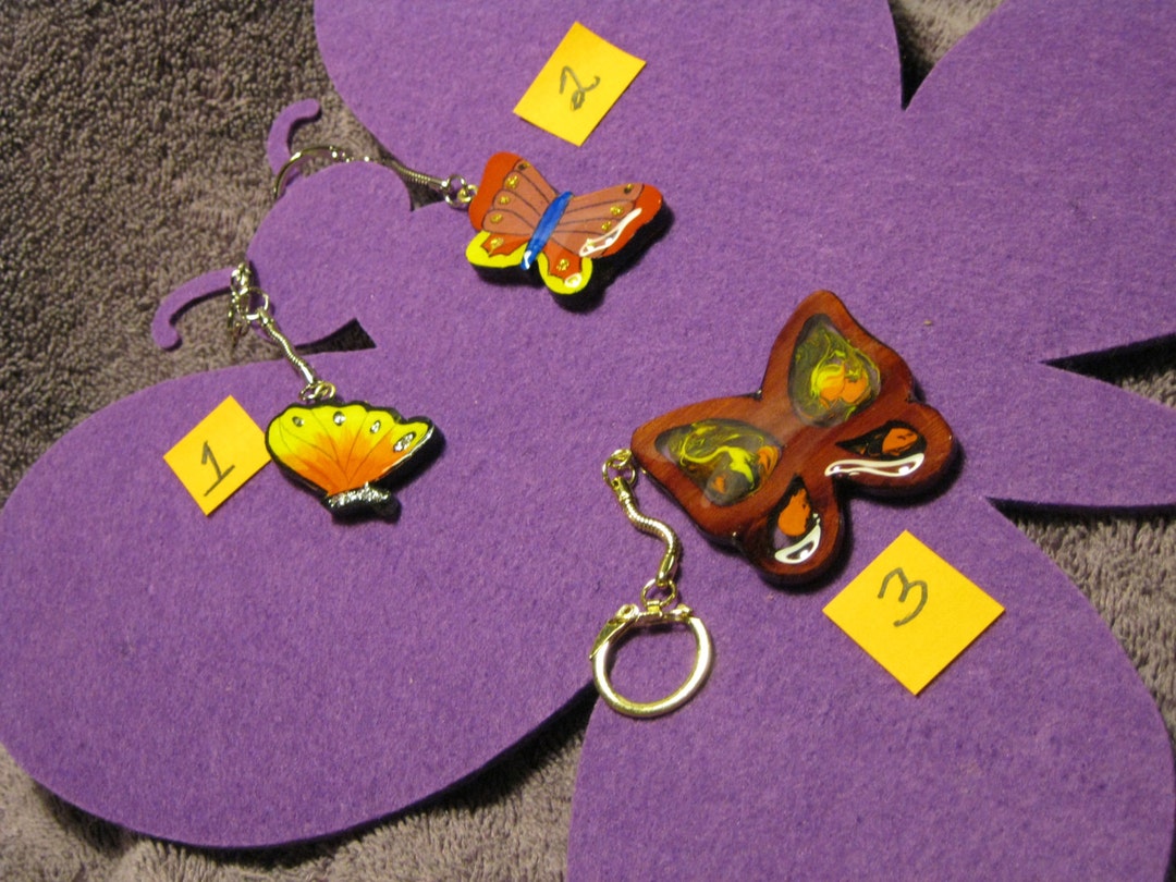 BUTTERFLY KEY CHAINS - Etsy