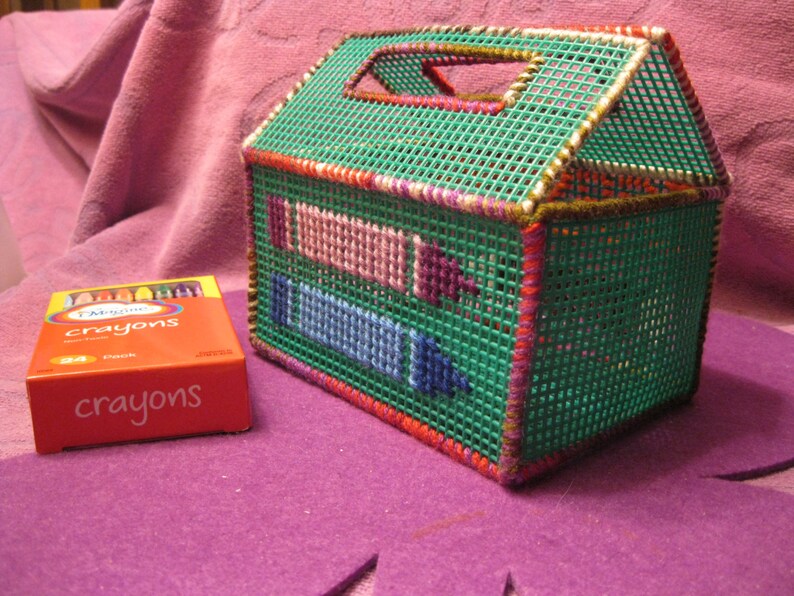 PLASTIC CANVAS CRAYON Box-kelly Green - Etsy