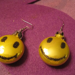SMILEY FACE Earrings-yellow - Etsy