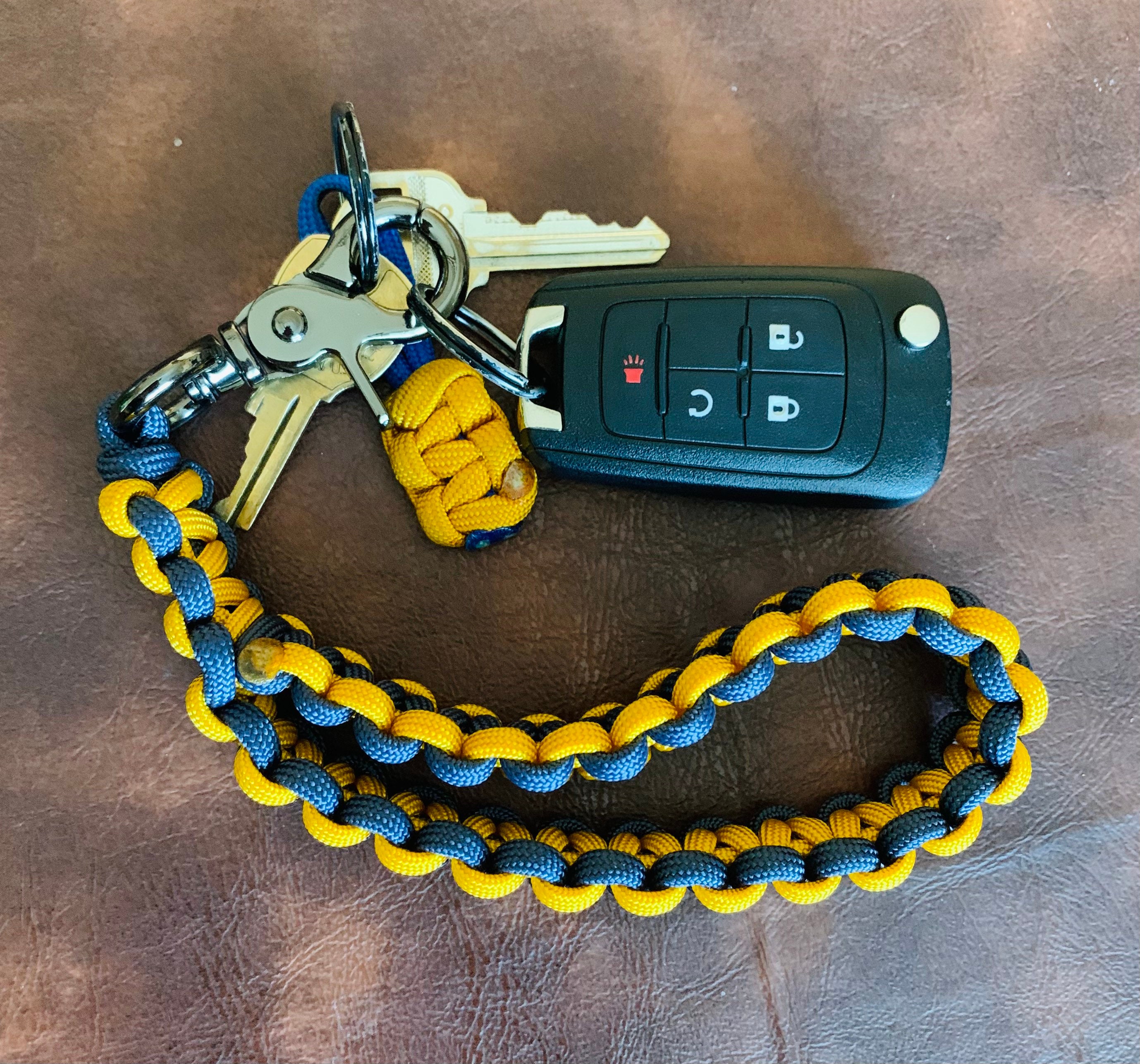 How To Make A Softball Keychain From Paracord Carla Schauer Designs ...