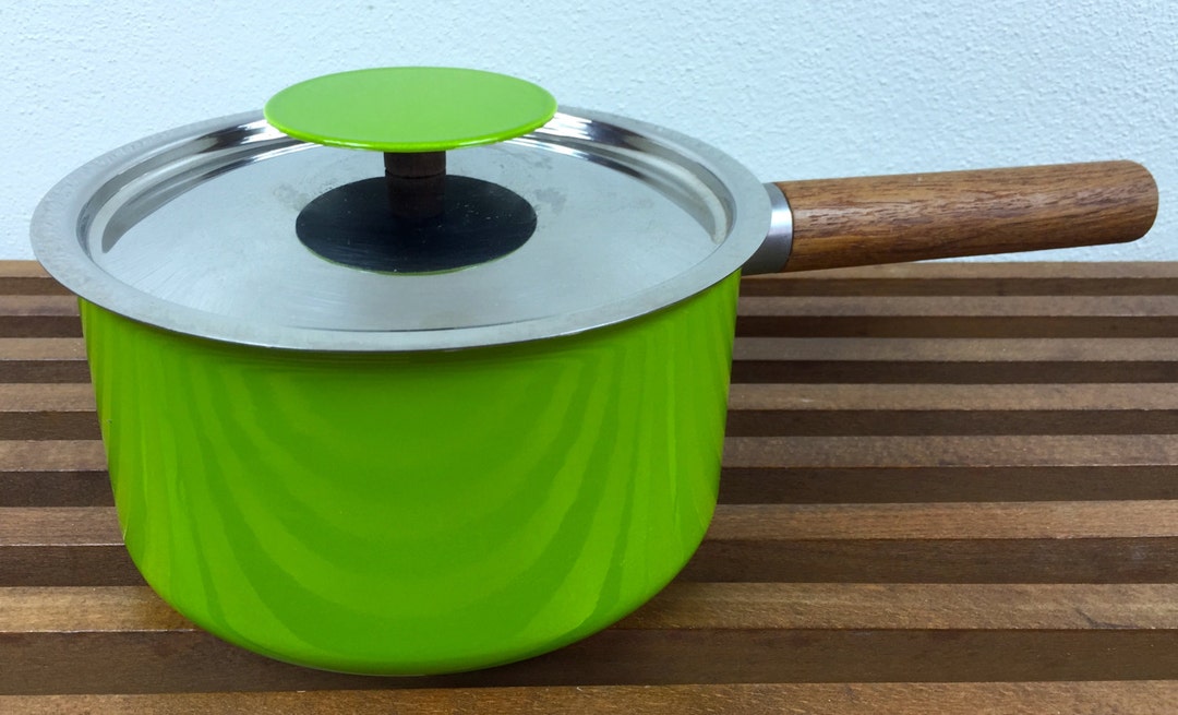 Bright Green Vintage Enamel Cook Pot - Etsy