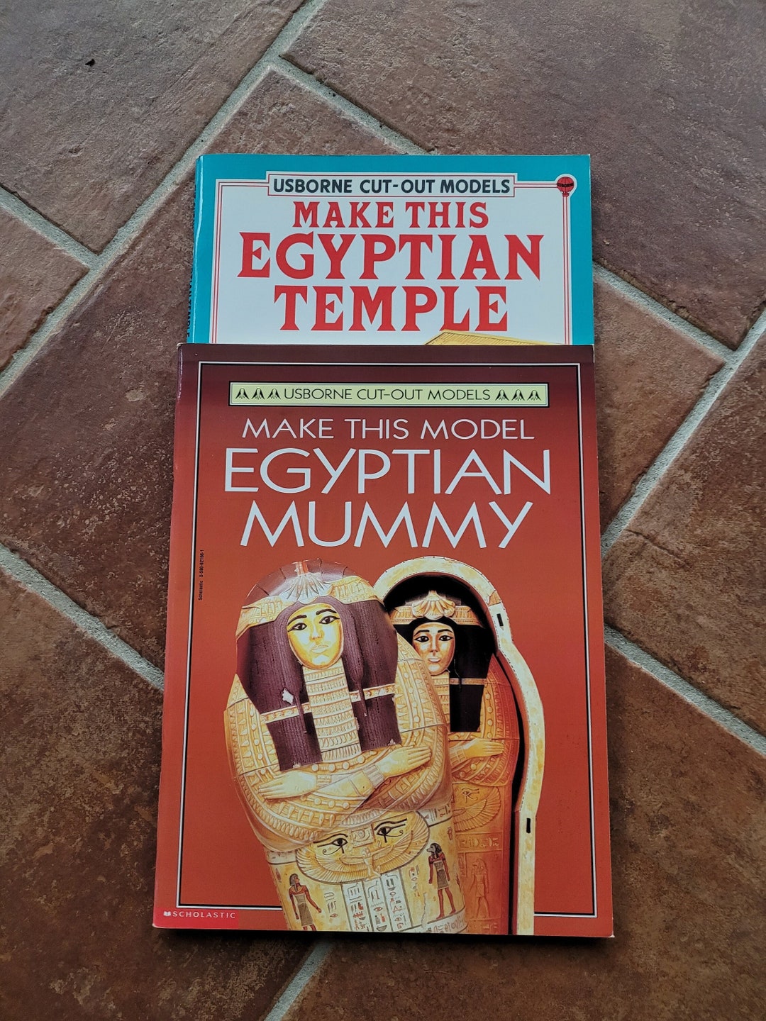 Make This Egyptian Temple & Egyptian Mummy - Usborne Cut-out Models ...