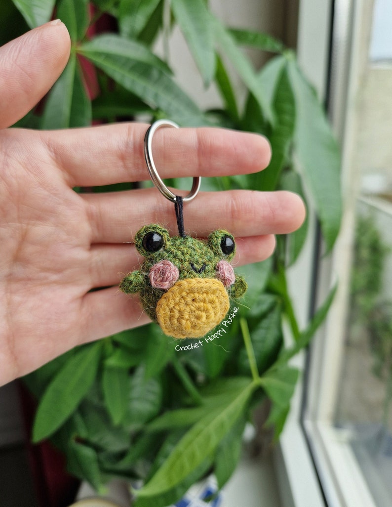 Frogs & Toads Amigurumi Crochet Pattern Keychain / Cute Kawaii - Etsy