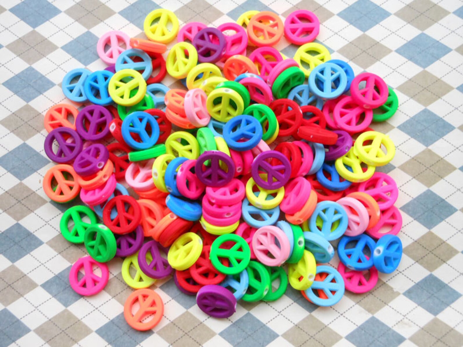 100pcs 15mm Assorted Color Peace Sign Acrylic/plastic Peace - Etsy