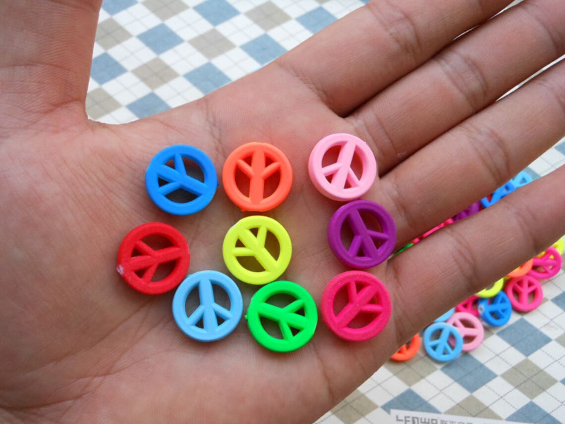 100pcs 15mm Assorted Color Peace Sign Acrylic/plastic Peace - Etsy