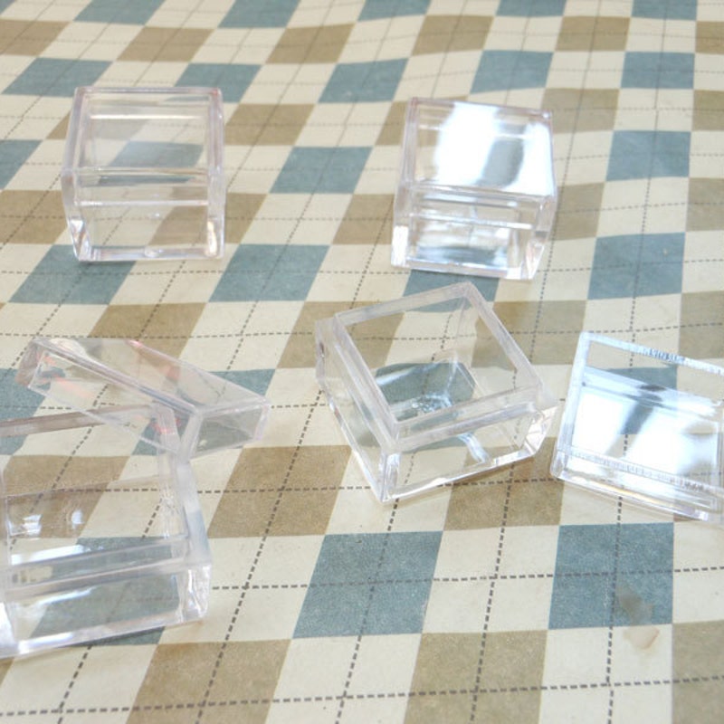 Small Clear Plastic Display Boxes - Etsy New Zealand