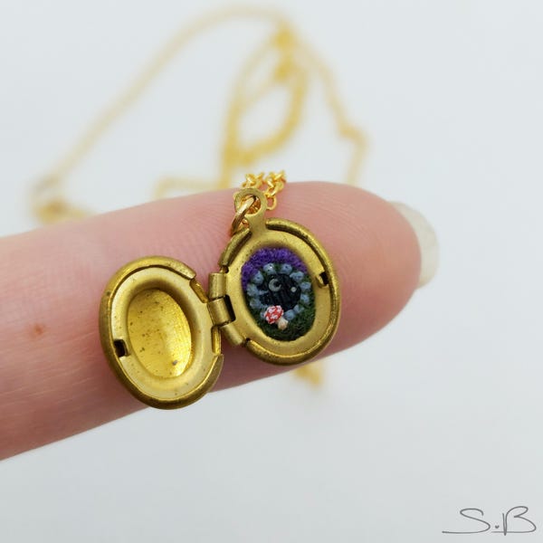 Secret Garden Locket - Etsy