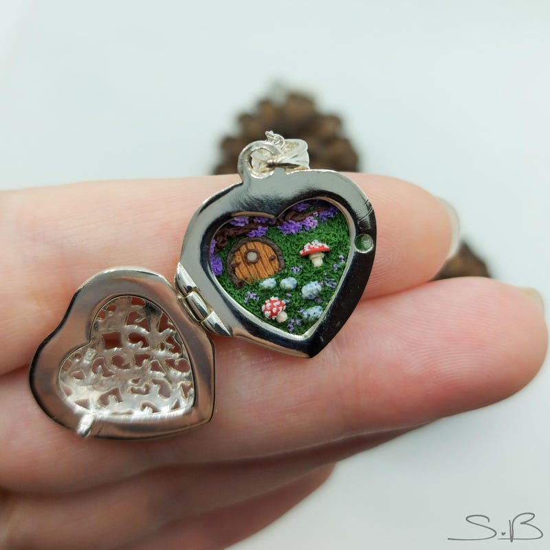 Secret Garden Locket - Etsy