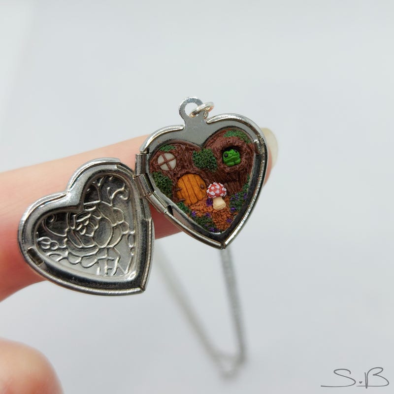 Secret Garden Locket - Etsy