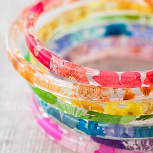 Real Flower Bangle / Rainbow Stacking Bangle Set / Resin Bangle ...