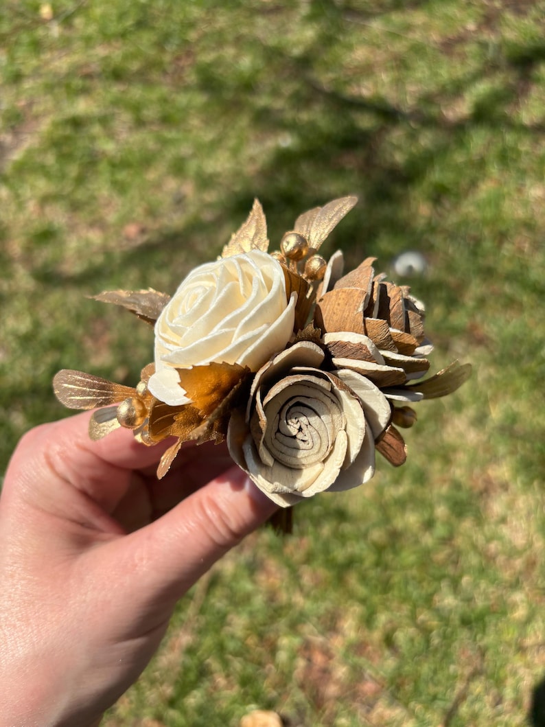 DIY Golden Sola Wood Flower Bouquet Kit – Ivory and Bark Flowers - Etsy
