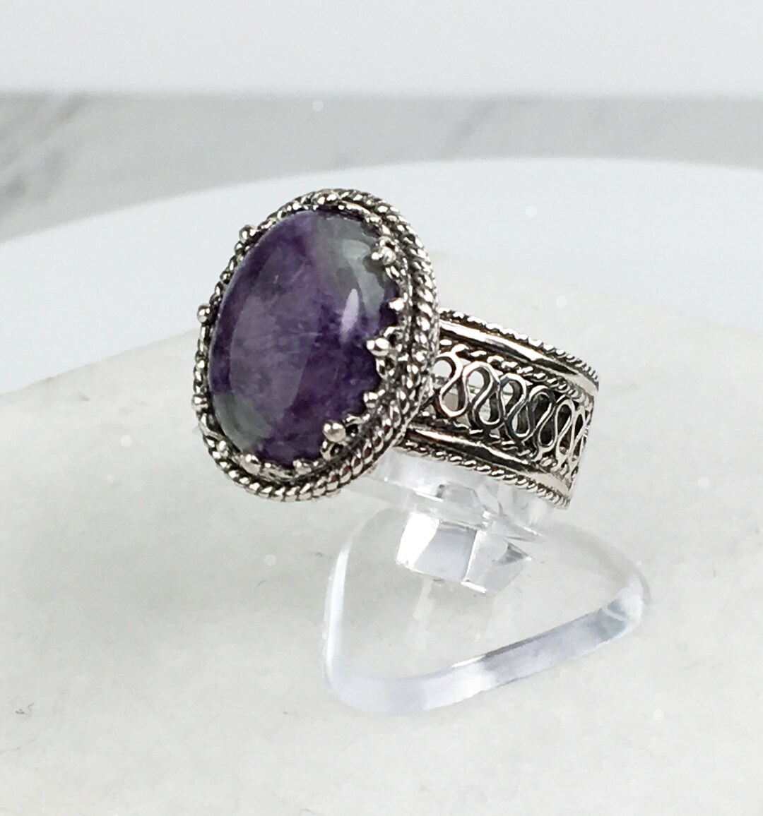 Anillo de plata de charoita púrpura natural, anillo especial hecho a ...