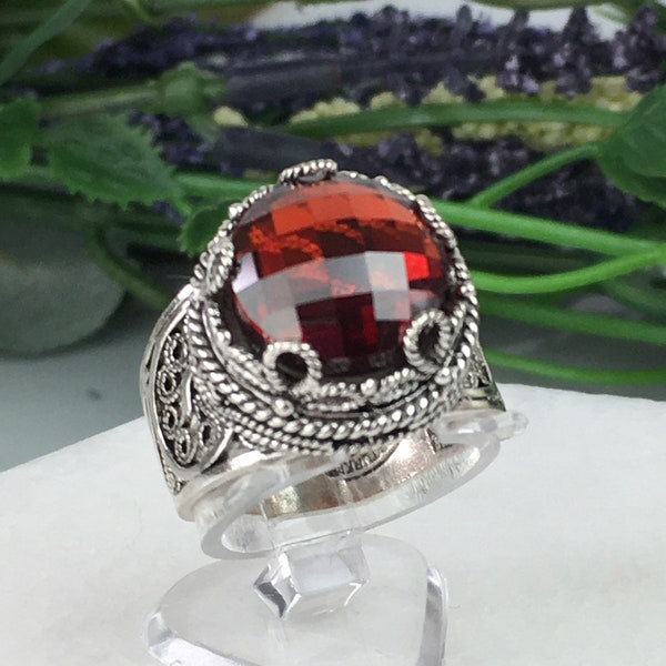 Ruby Filigree Ring - Etsy