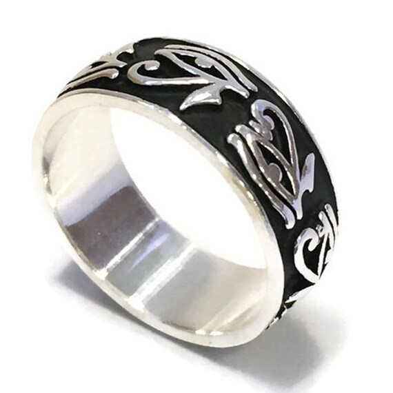 Eye of horus silver ring store