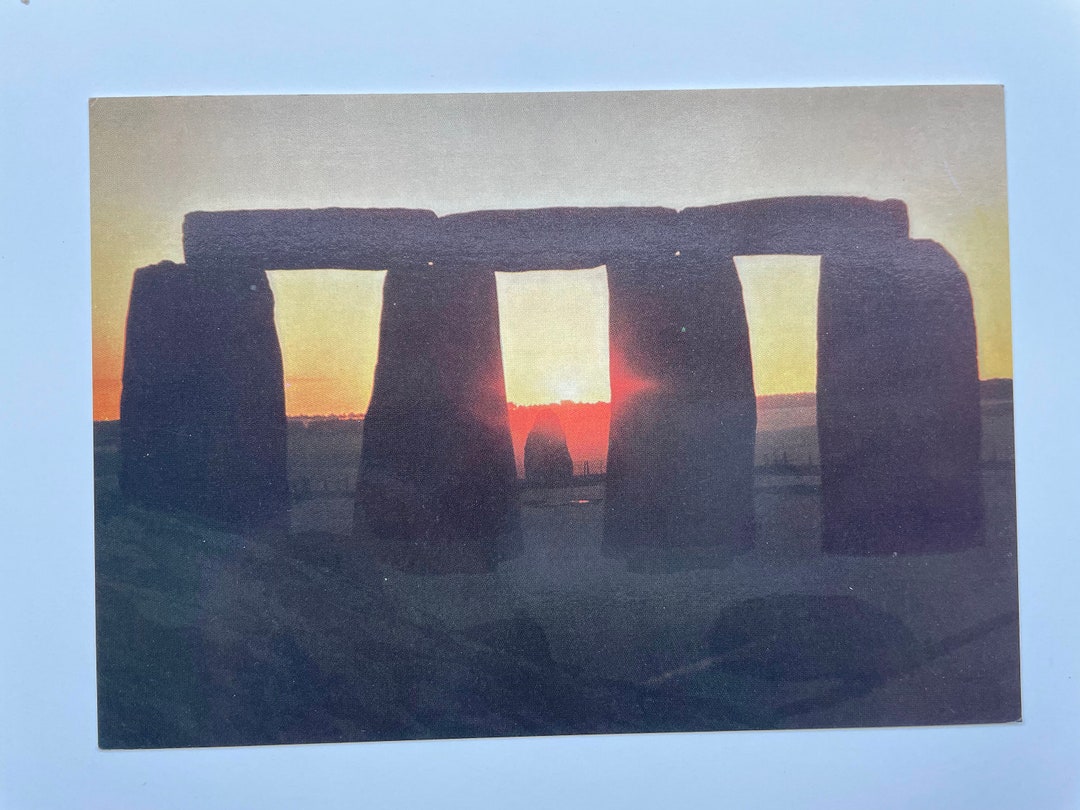 Stonehenge, Wiltshire, Sunrise Over the Heel Stone, Vintage Postcard - Etsy