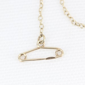 Antique 9ct Gold Brooch Safety Chain - Etsy