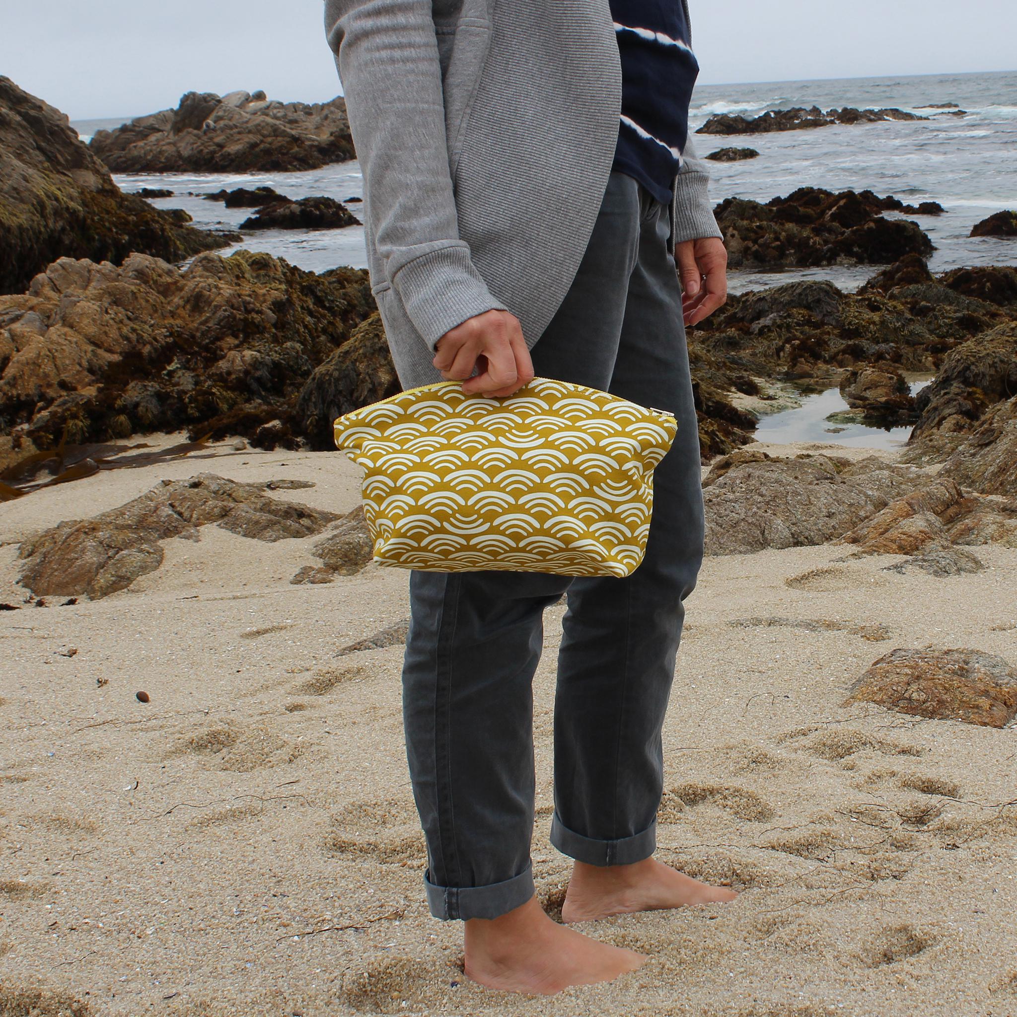 Curvy Zipper Pouch Pattern (PDF) - Etsy