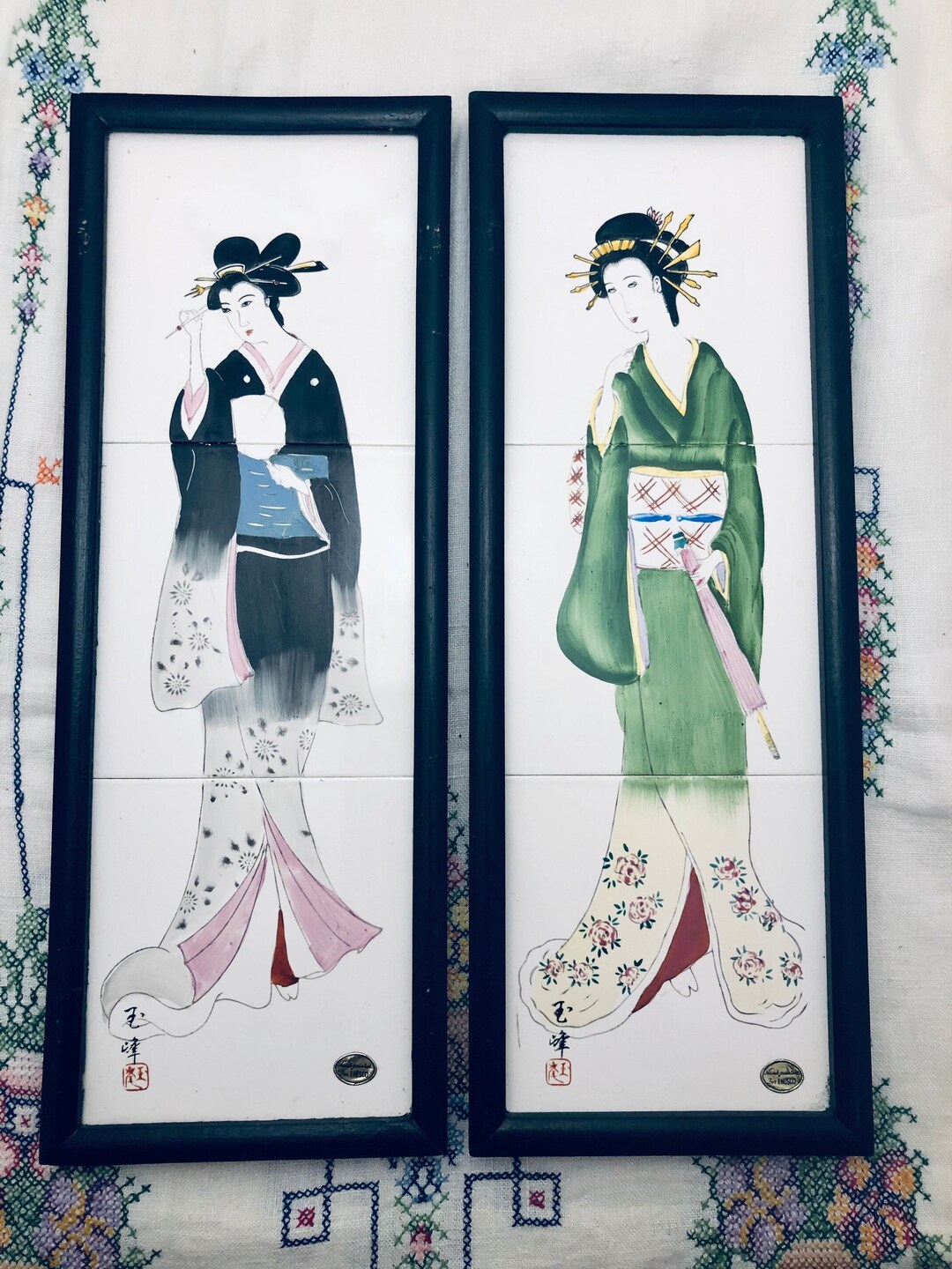 Vintage Pair of Framed Geisha Girls Hand Painted Porcelain Ceramic ...