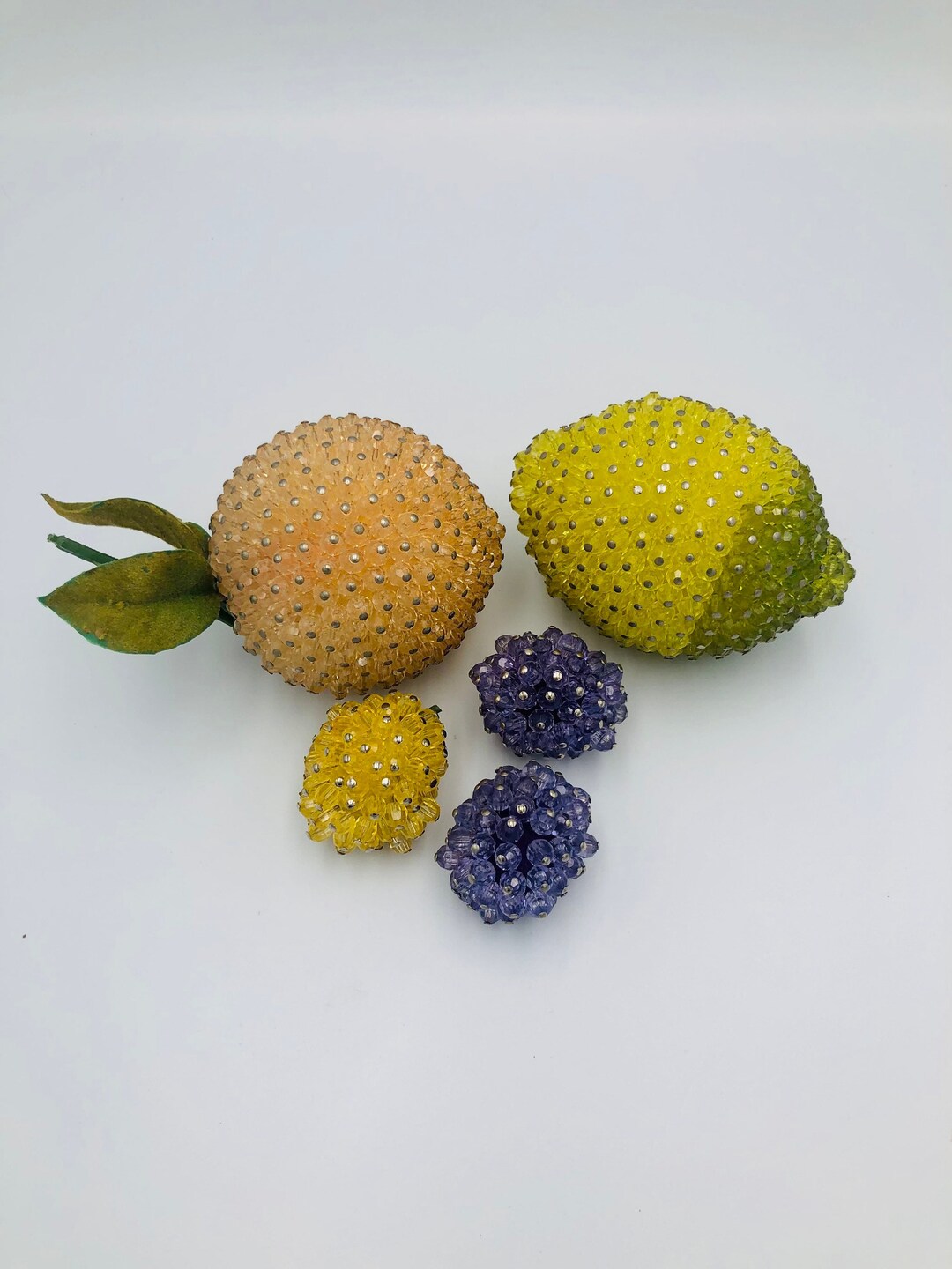Vintage Set of 5 Beaded Pushpin Fruit Lemon Peach Grapes Homemade ...