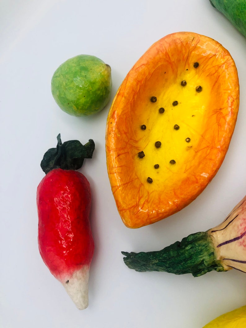 Vintage Paper Mache Fruit & Vegetable Set Hand Made 10 Pieces Bright ...