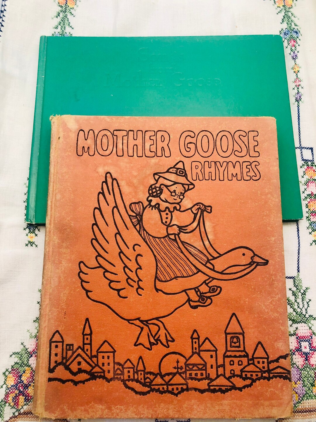 Vintage Pair of Mother Goose Books Mother Goose Rhymes (c) 1940 and ...