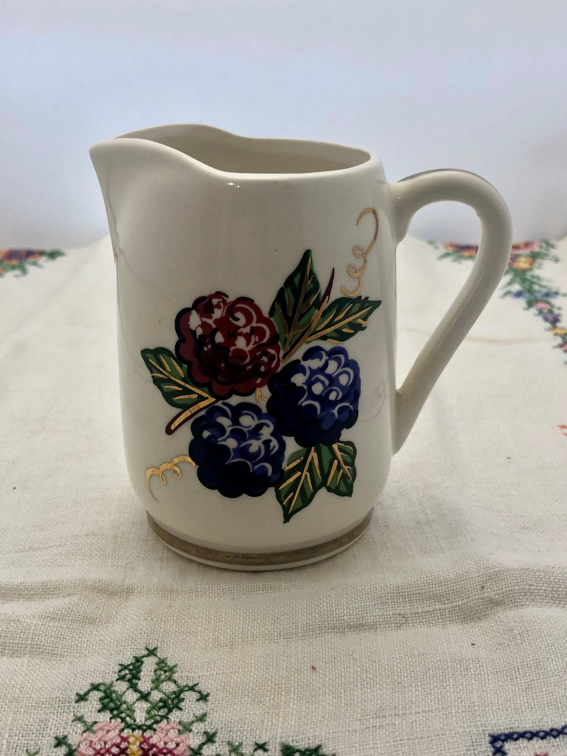 Vintage Knotts Berry Farm Small Berry Pitcher Boysenberries | Etsy