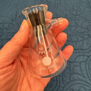 Vintage Pyrex Lab Glass - Chemistry - Erlenmeyer Shape - 50 Ml ...