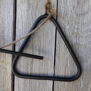 TRIANGLE DINNER BELL & Ringer Western Farm Ranch Cowboy Rustic Metal ...