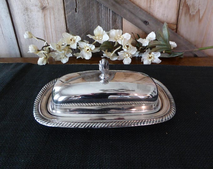 Vintage WM Rogers Silverplated Silver Plate Covered Butter Dish 887 ...