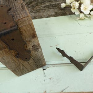 Rustic Decorative Corner Brace 90 Degree Trunk Strap ~ DIY Project ...
