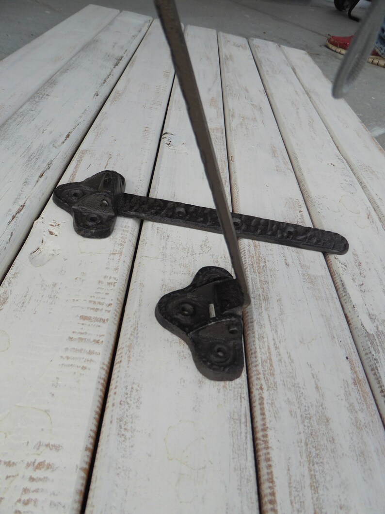 Set of 2 Hammered Iron Metal HINGE T Strap Latch Rustic | Etsy