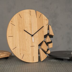 Shattered Broken Abstract Wall Clock 12" - VREME, Art Timepiece ...