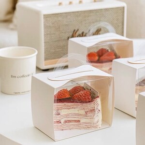 100pcs Cake Slice Clear PET Carrying Favor Box With Base Tray Liner ...