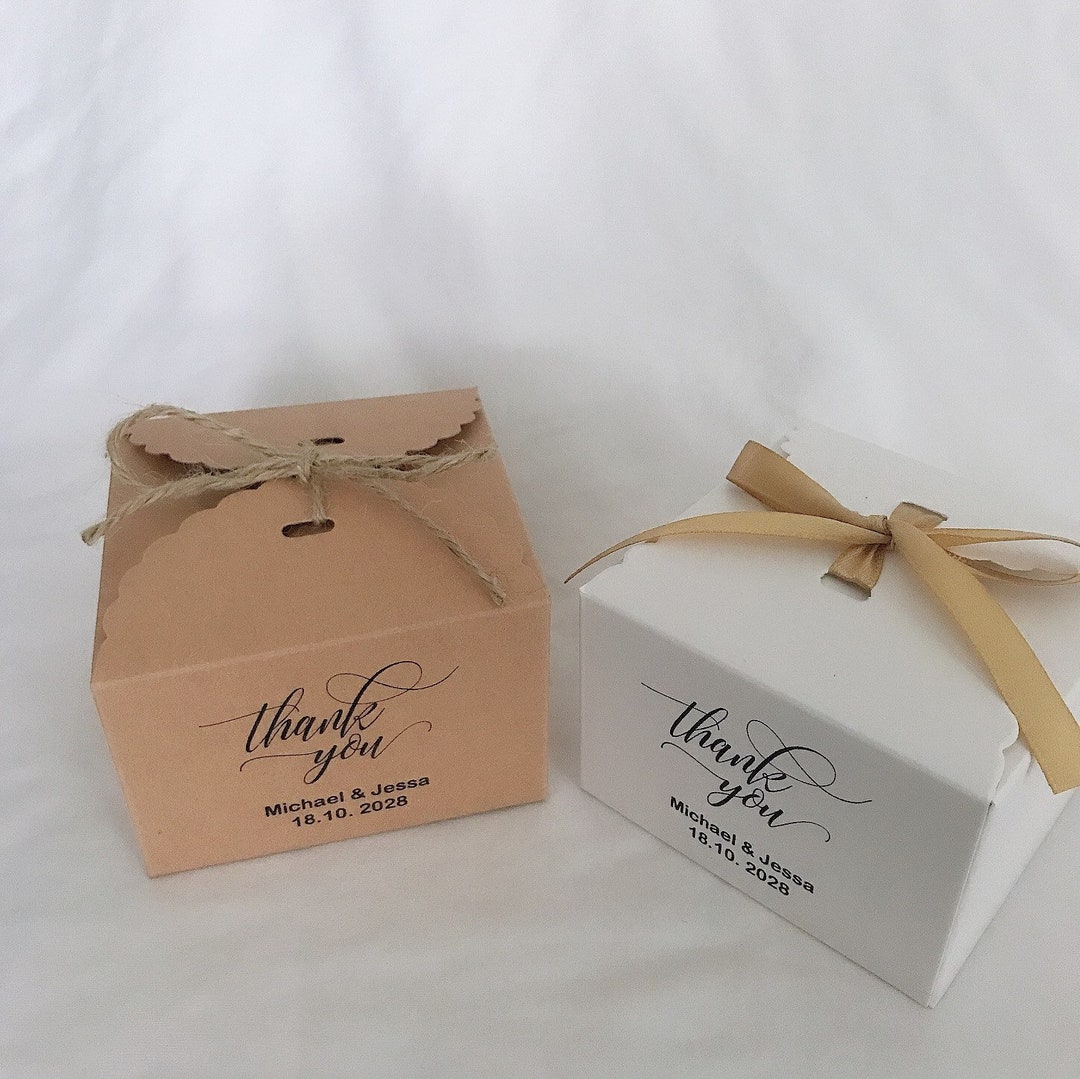50x Kraft or Wihite Scallop Paper Boxes |personalized Wedding Party ...