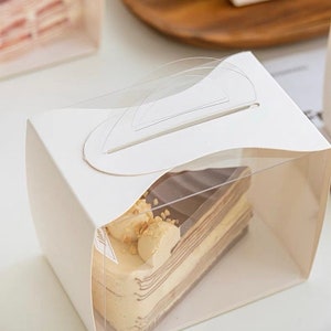 100pcs Cake Slice Clear PET Carrying Favor Box With Base Tray Liner ...