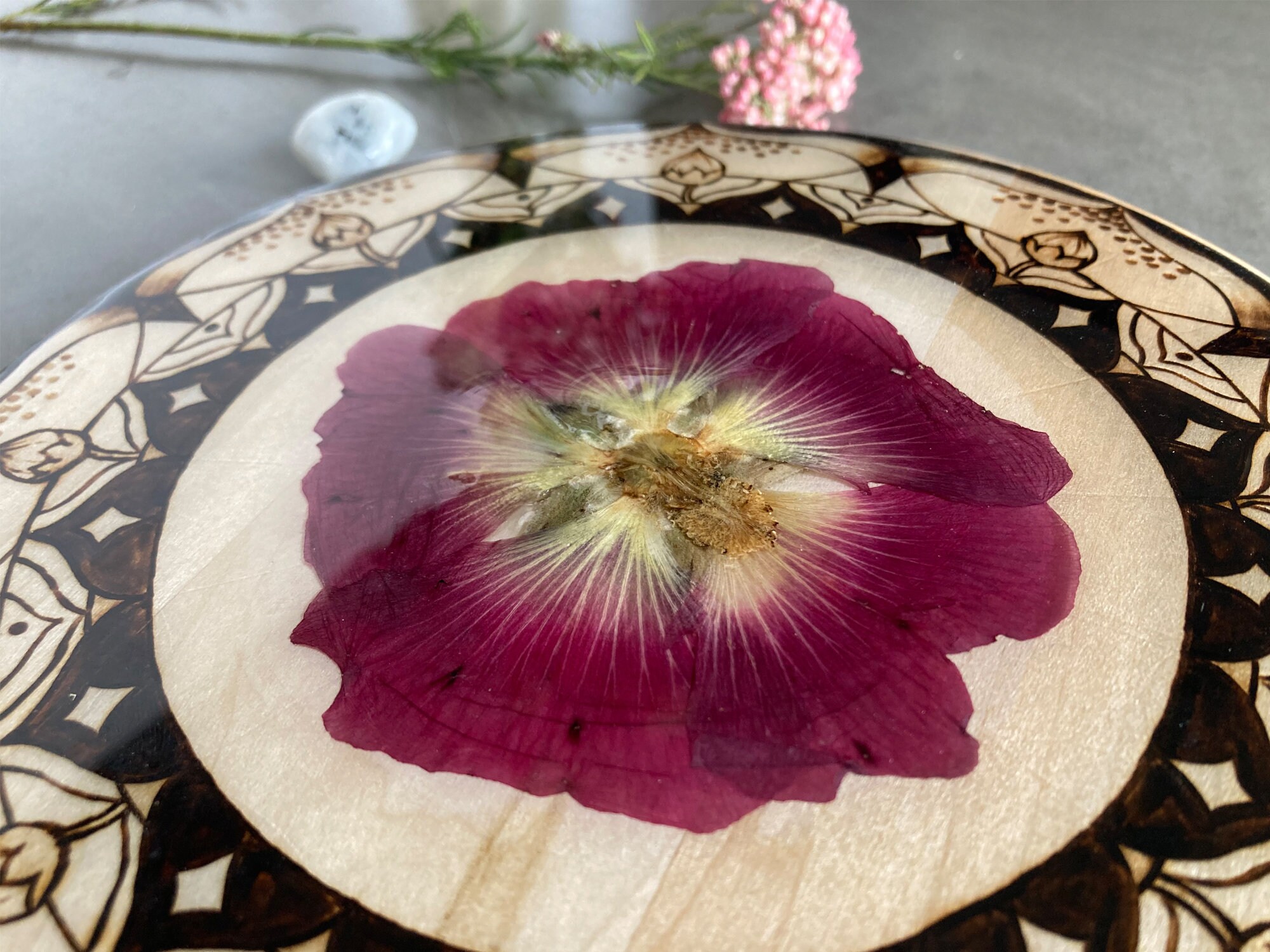 Pressed Flower Art | Mandala Wall Art | Flower Resin Art | Round Wall ...