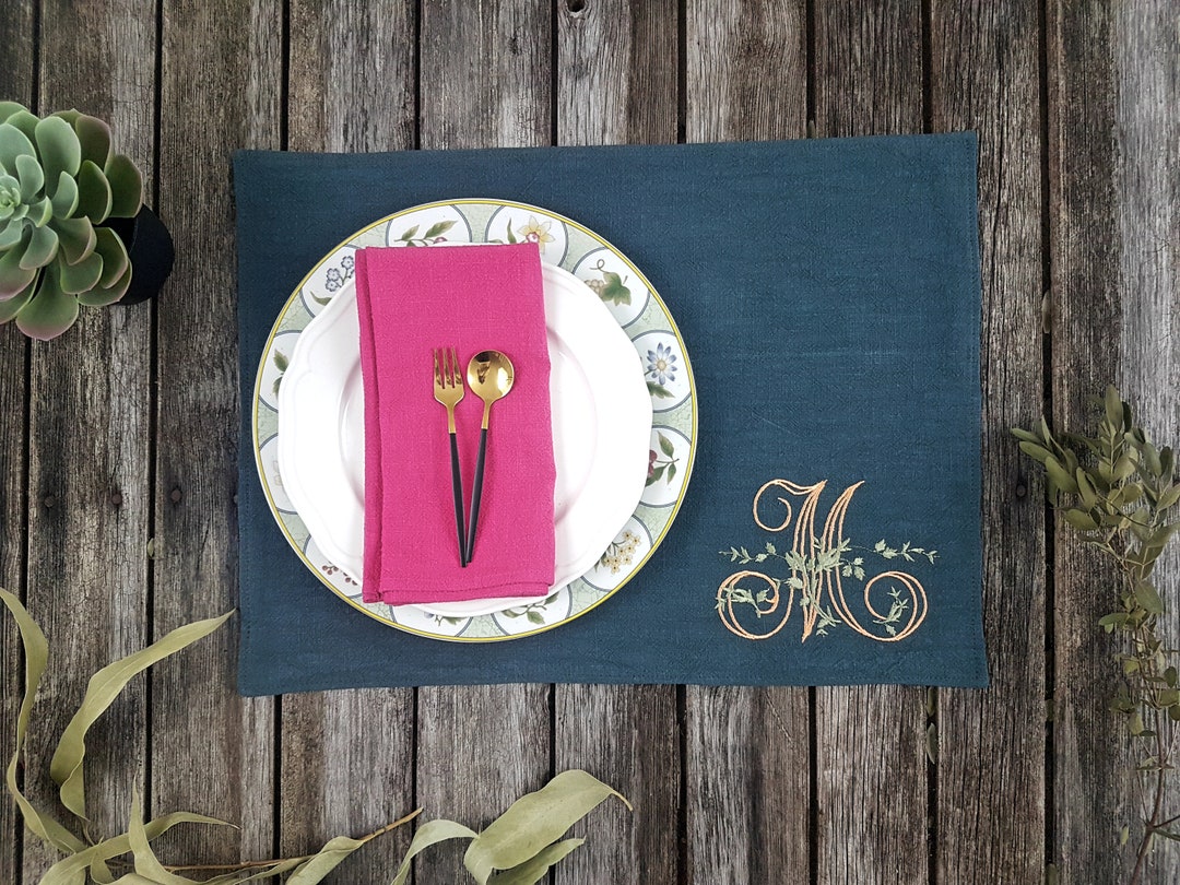Monogramed Linen Placemat, Personalized Placemats, Embroidered Place ...