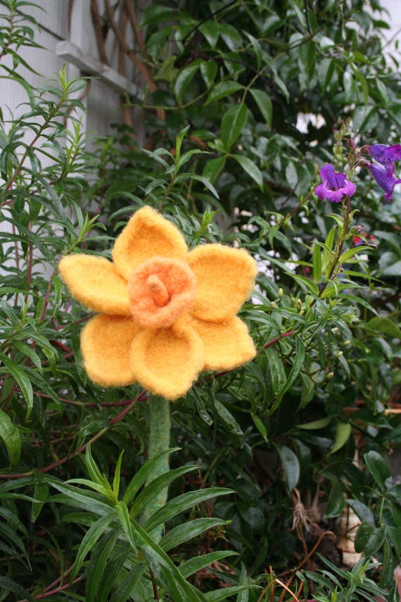 Daffodil Knitting Pattern Crochet Daffodil Flower| Free Crochet
