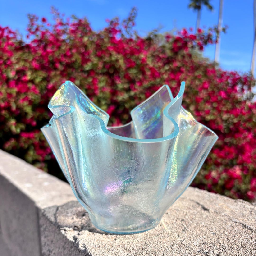 Vase. Art Glass Handkerchief Vase. Signed J.S. Glass Renaissance. - Etsy