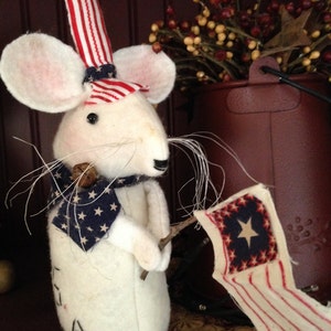 Primitive Americana Sammy the Patriotic Mouse, USA - Etsy