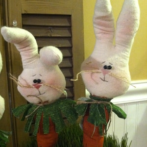 Set of Two Primitive Bunny Rabbit Carrots, Bunny Ornaments, Primitive ...