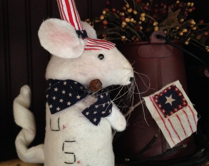 Primitive Americana Sammy the Patriotic Mouse USA | Etsy
