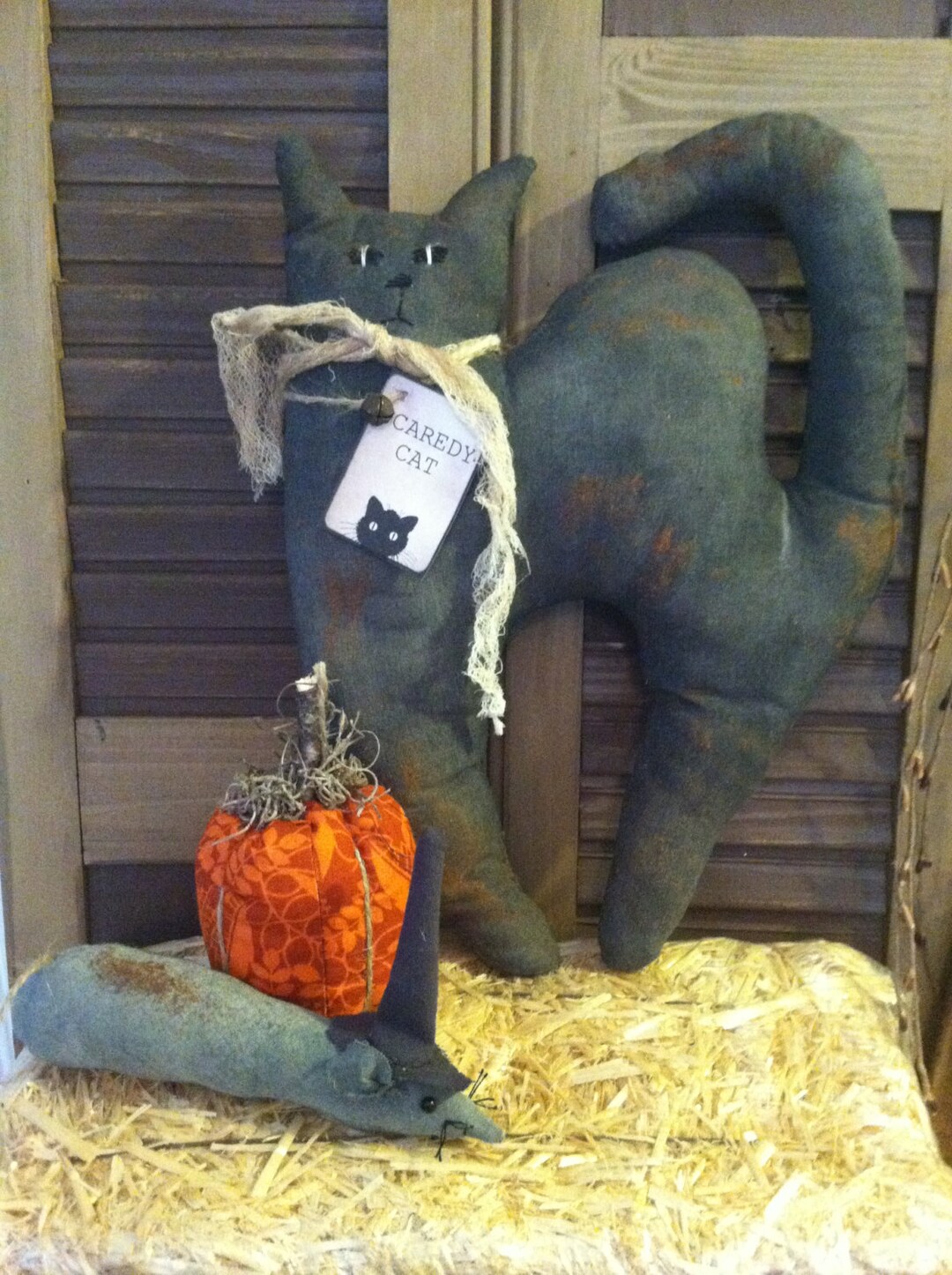 Primitive Halloween Scaredy Cat Black Cat With Witch Mouse and Pumpkin ...