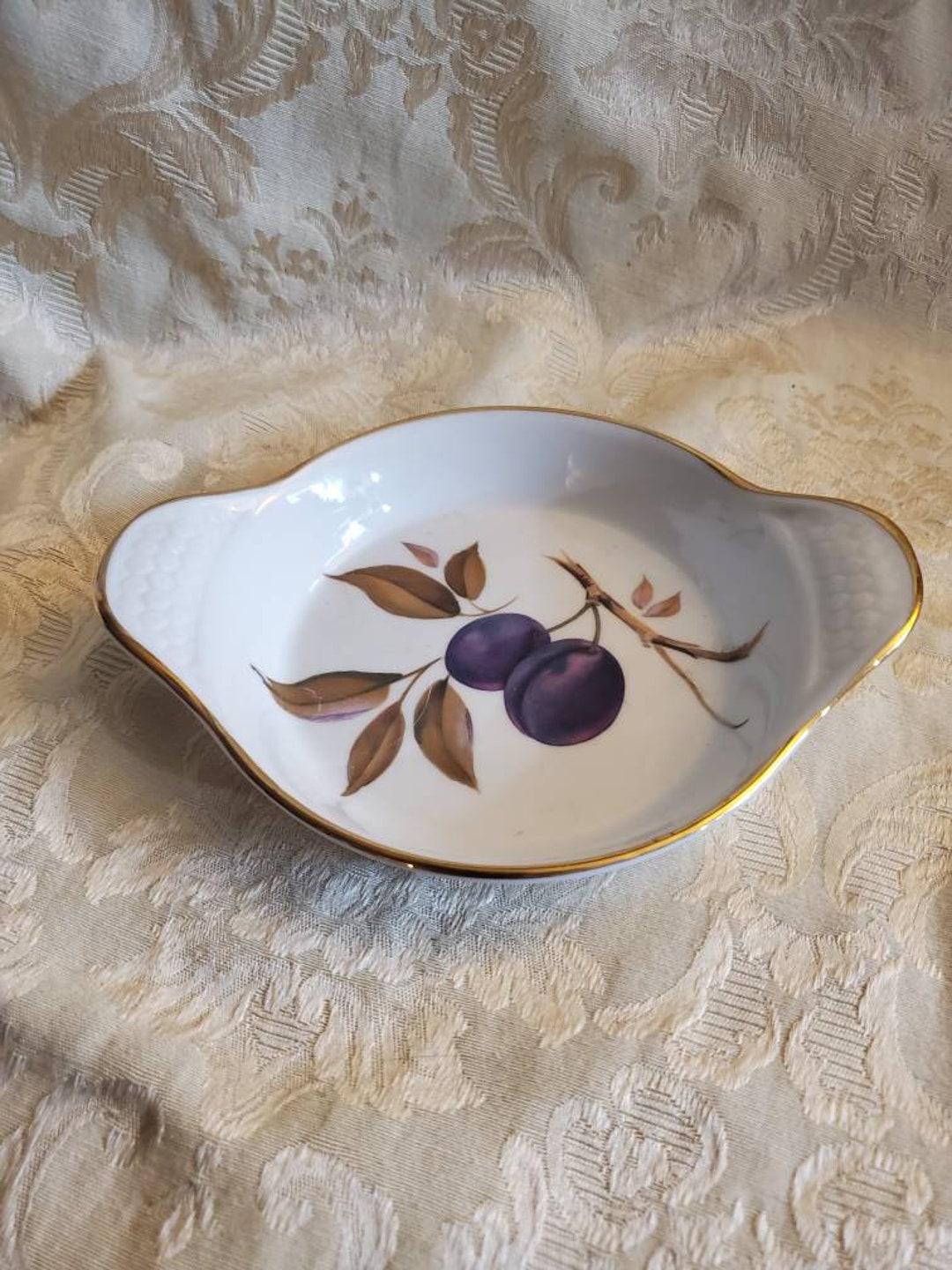 Royal Worchester, Evesham Gold, Round Egg Dish, 5.75 Inch in Diameter ...