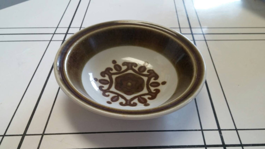 Collectible Stoneware Soup or Salad Bowl by Sunny Stone Lindeza Design ...